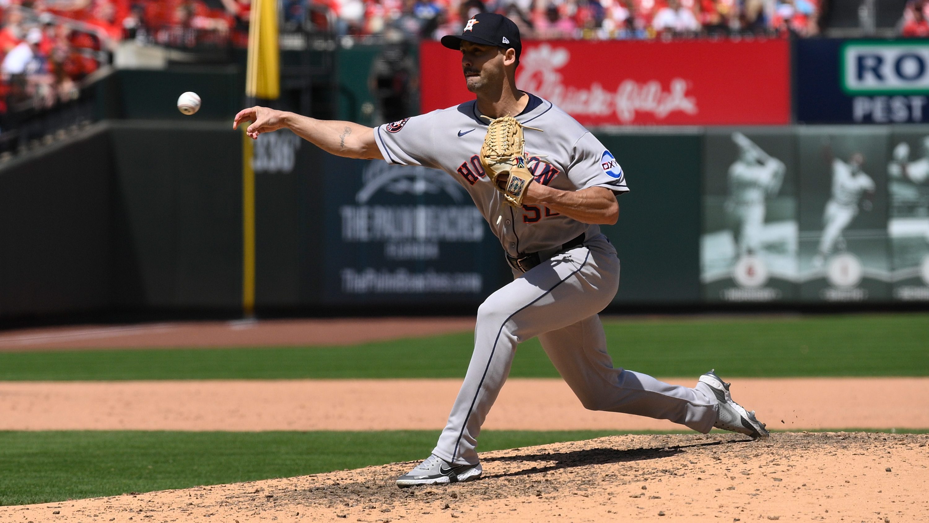 Astros Cut Ties With 24-Game Reliever After Rough Outing