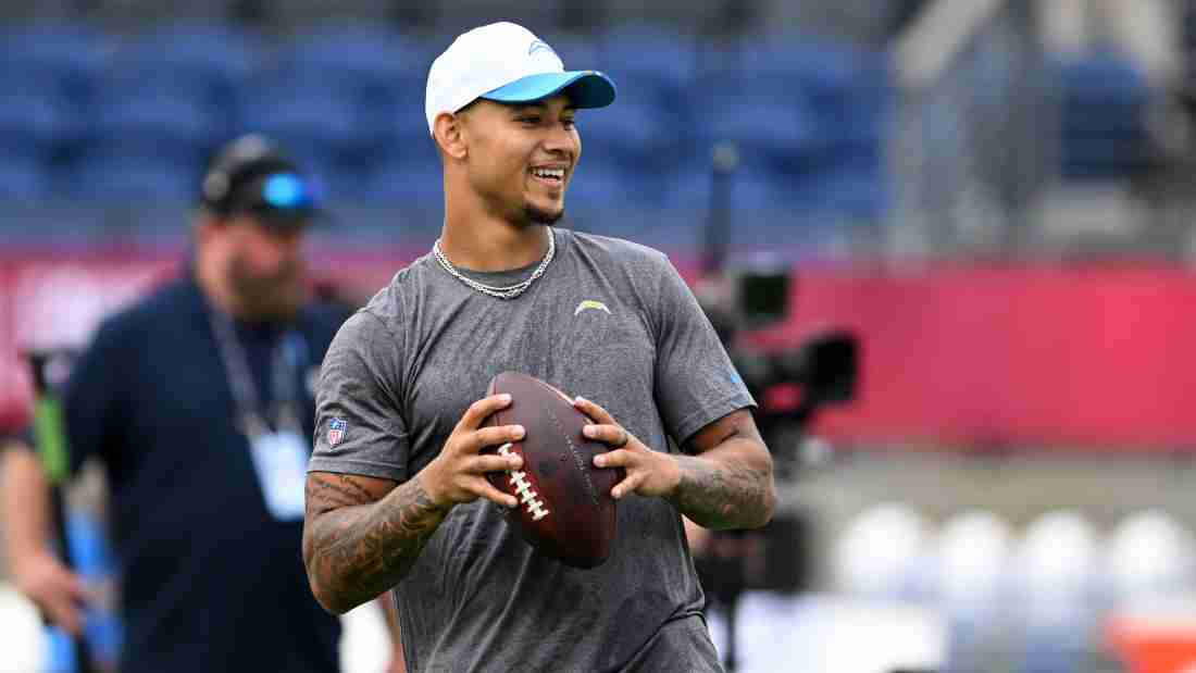 Chargers $2 Million Quarterback Signing Shares Goals For Season