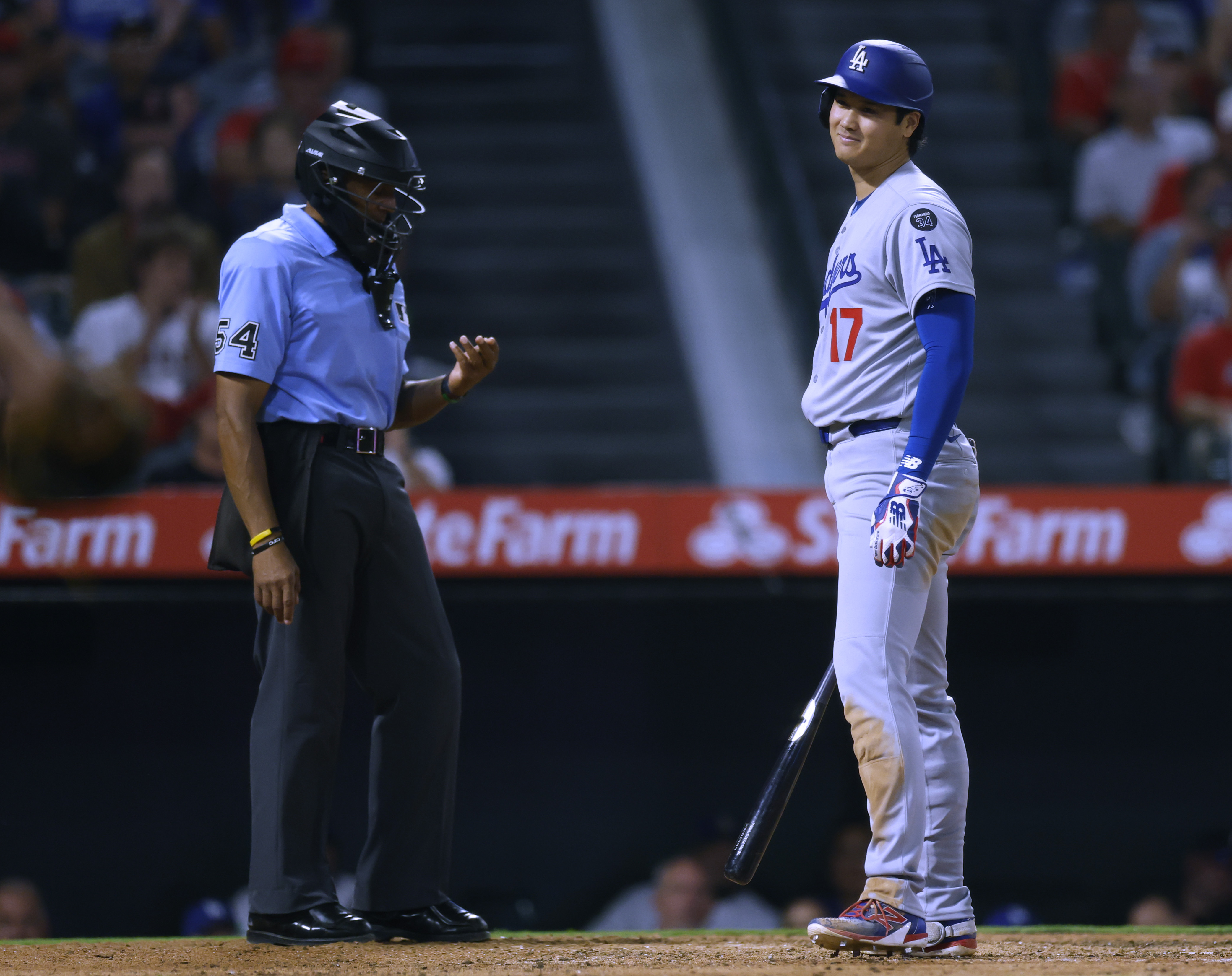 Dodgers Announcers Poke Fun at MLB Umpire for Missed Calls in Loss to ...