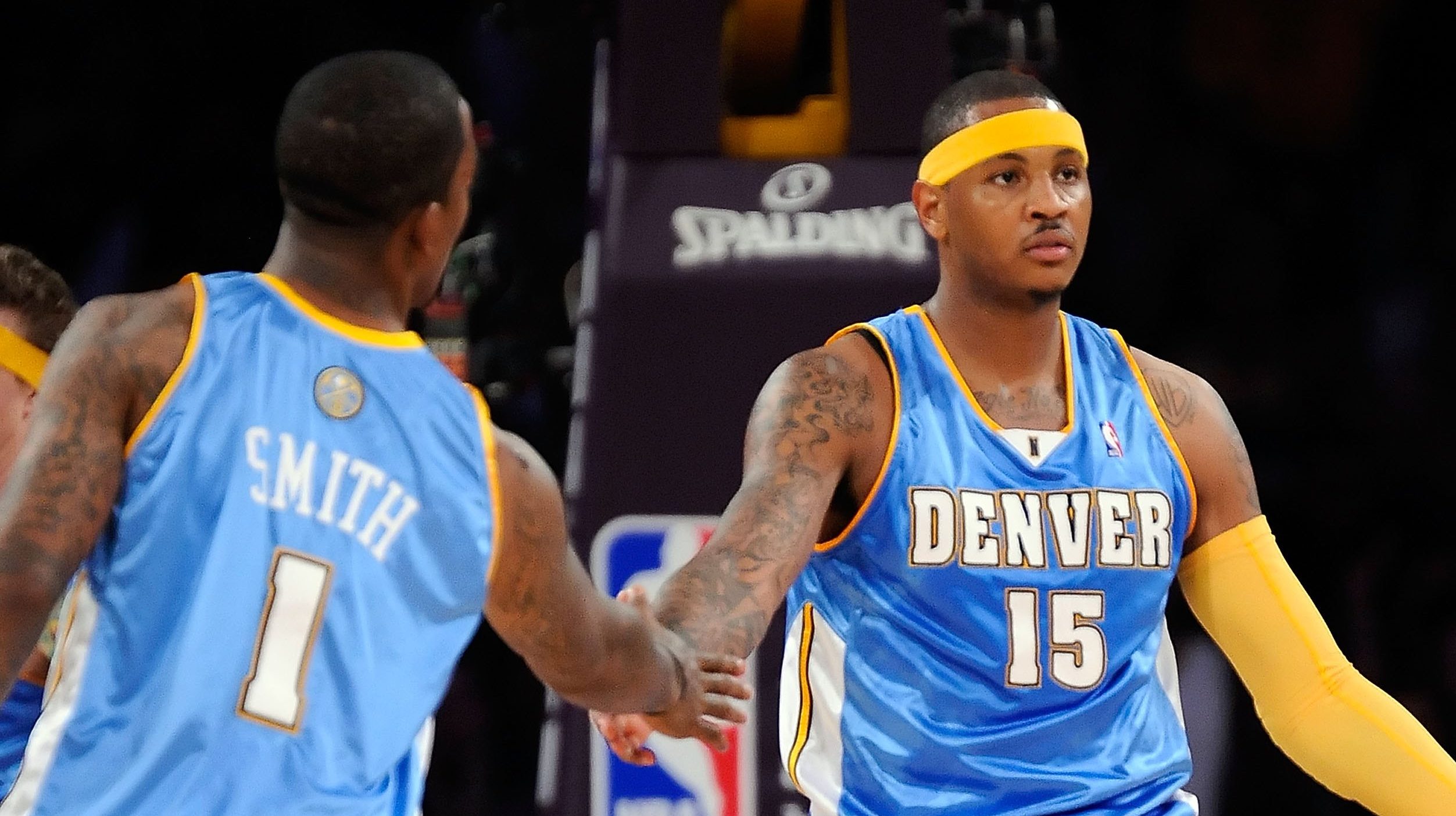 J.R. Smith Stands by Attempt To Score Over Unconscious Carmelo Anthony ...