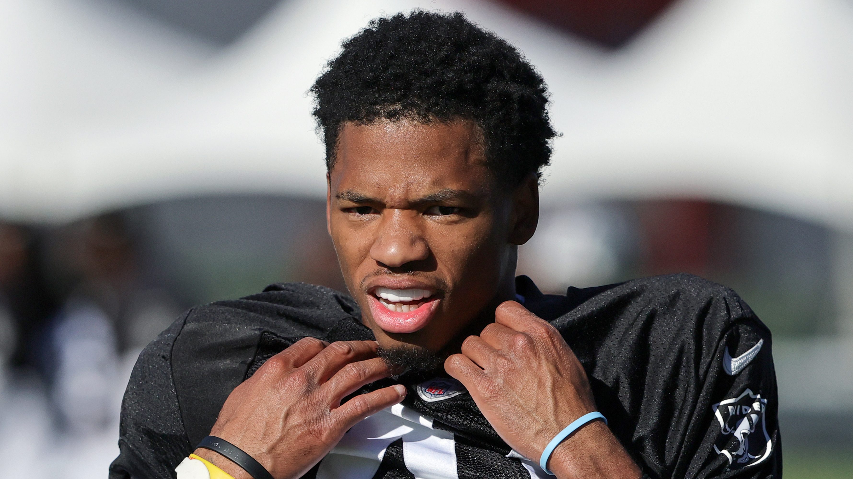Raiders' Greedy Vance Has 'Good Shot' at Making 53-Man Roster