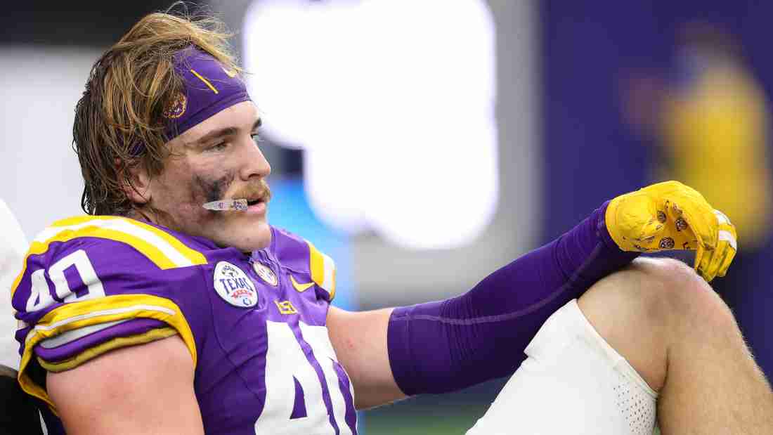 LSU’s Whit Weeks Has Viral Moment In Loss To Kiffin, Ole Miss