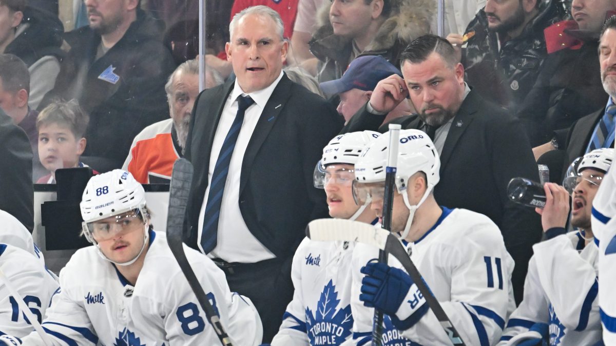 Maple Leafs Coach Calls Out Team as Season Looms