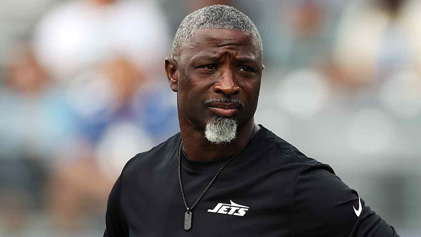 Aaron Glenn Gives Telling 3-Word Review of Jets' Malachi Moore