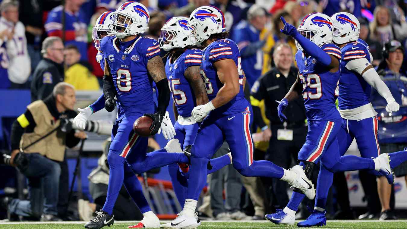 Terrel Bernard Reveals Coach's Message That Helped Seal Bills Win
