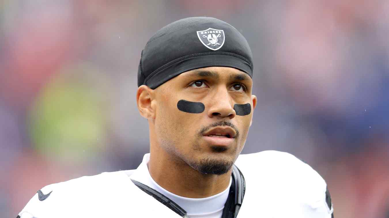 Raiders Urged to Sign Justin Simmons to Replace Isaiah Pola-Mao