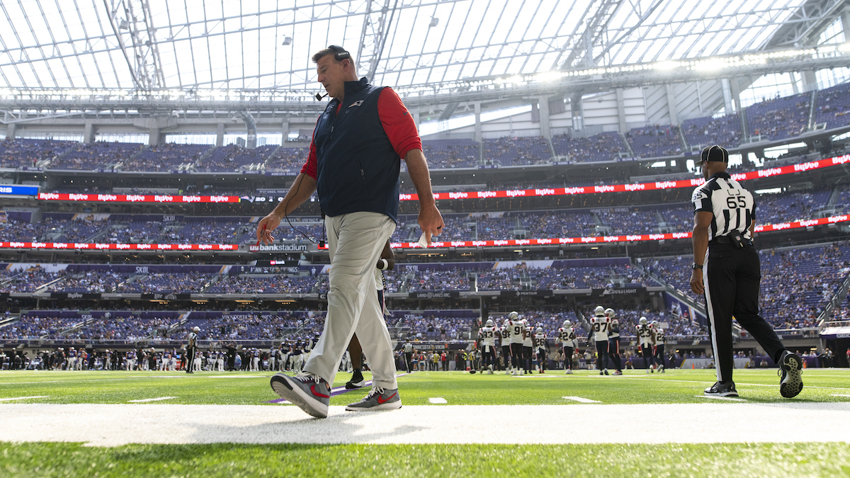 Patriots Respond to Vrabel Debut Disappointment With Odd Move