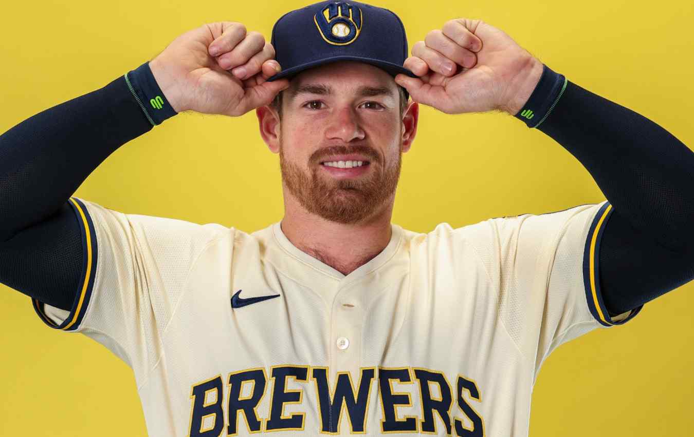 Brewers Pitcher Walks Away Mid-Playoff Run in Rare Move - HEAVY