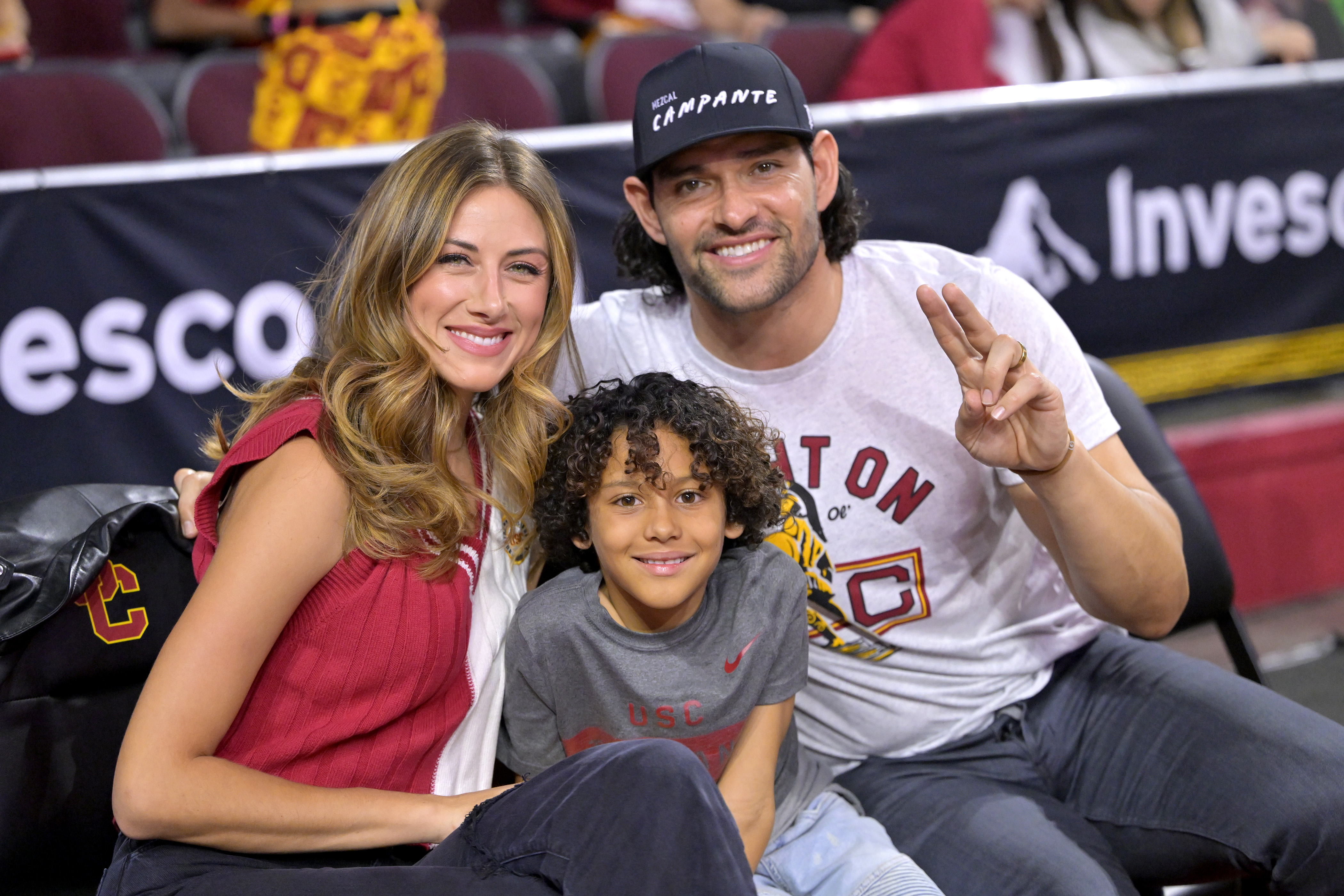 Mark Sanchez, Wife Perry, Recently Welcomed Twin Daughters