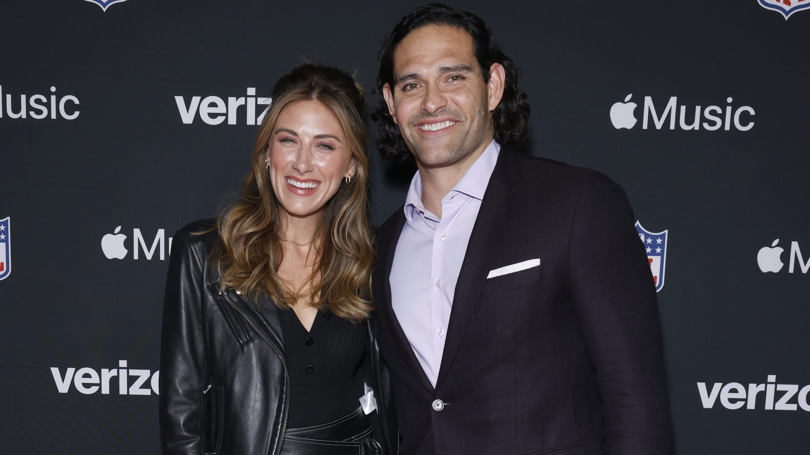 Mark Sanchez, Wife Perry, Recently Welcomed Twin Daughters