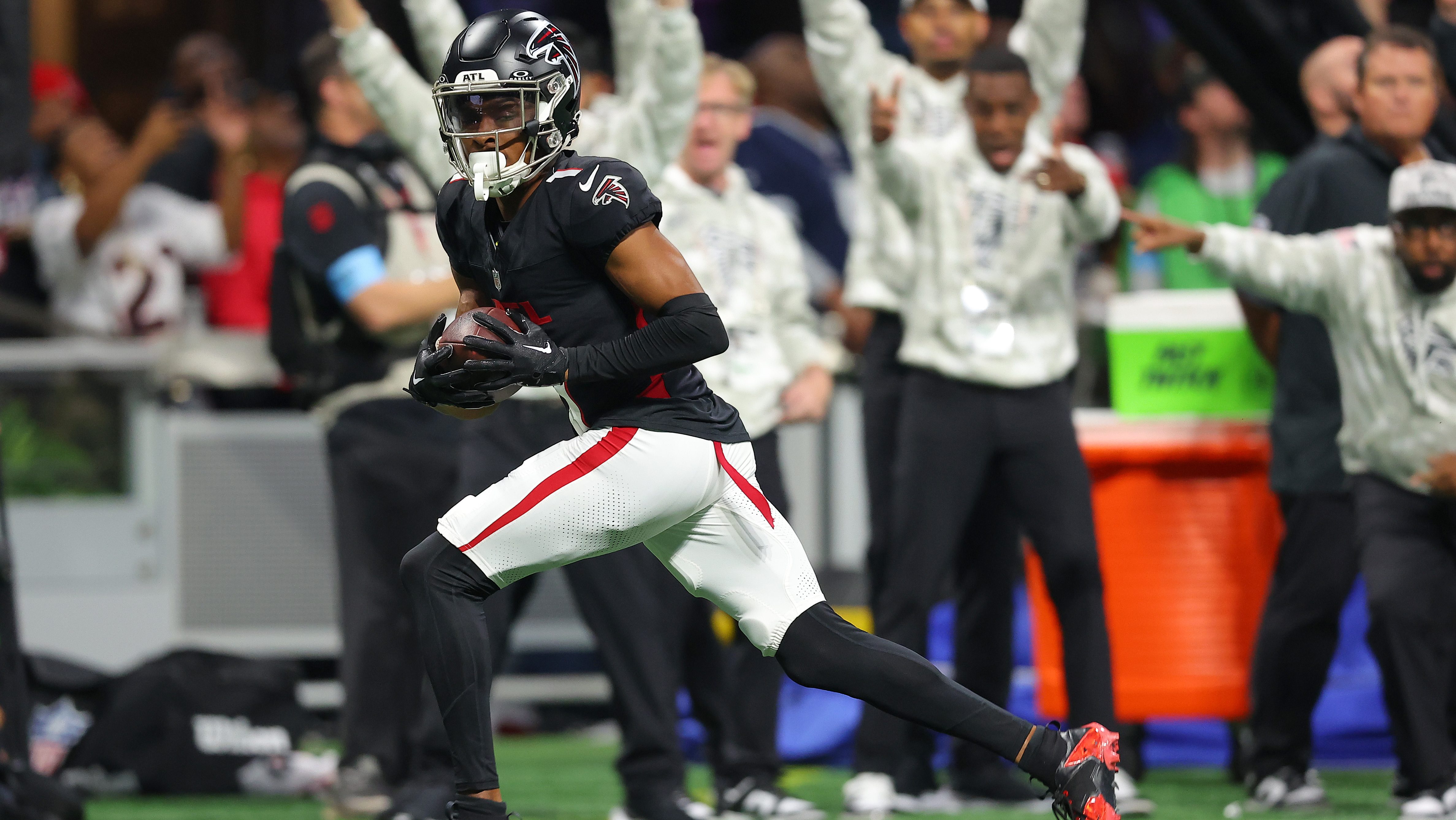 Falcons Get Major Update on WR Darnell Mooney Ahead of 'MNF'
