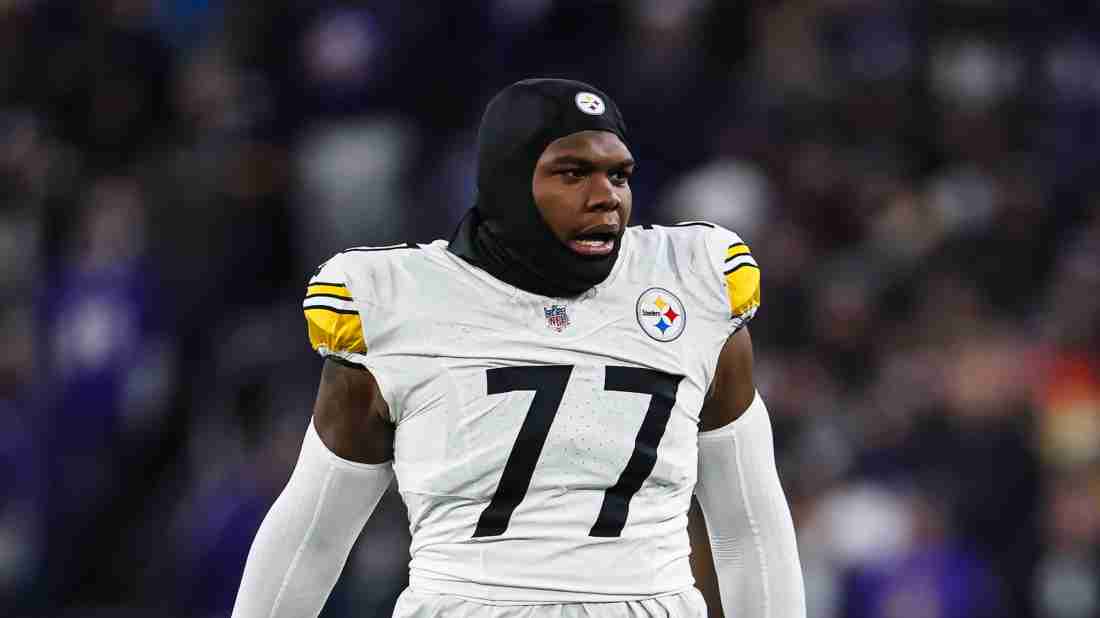 Broderick Jones Reacts to His Viral Moment with Aaron Rodgers