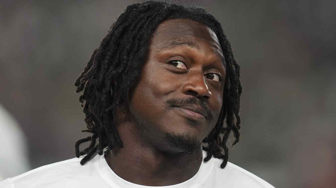 Eagles Trade Proposal Swaps A.J. Brown for 2-Time All-Pro