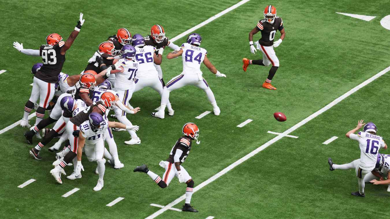 NFL Responds to Video of Controversial Vikings Missed Field Goal