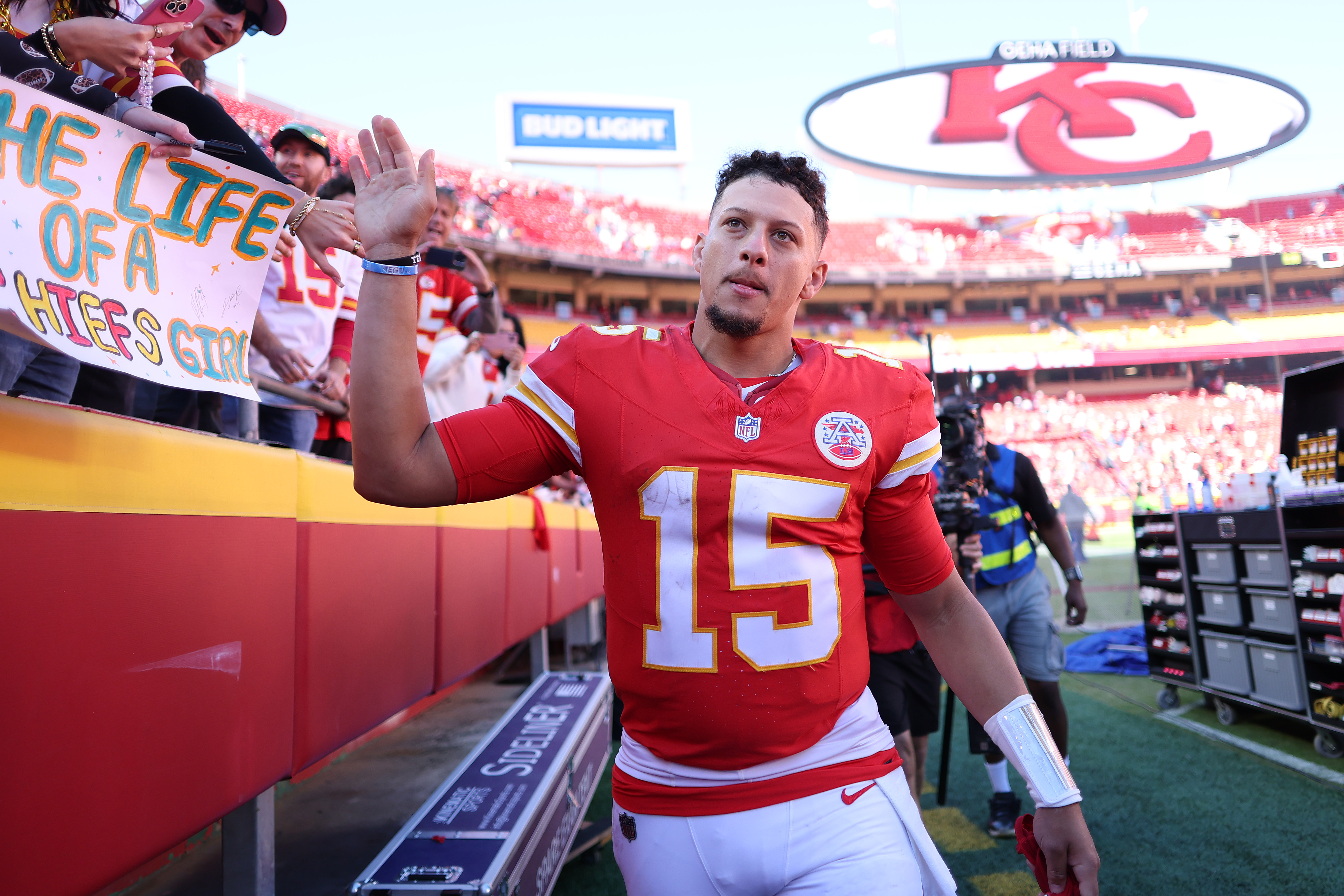 BREAKING NEWS: Kansas City Chiefs linebacker Noah Gray suddenly made a ...