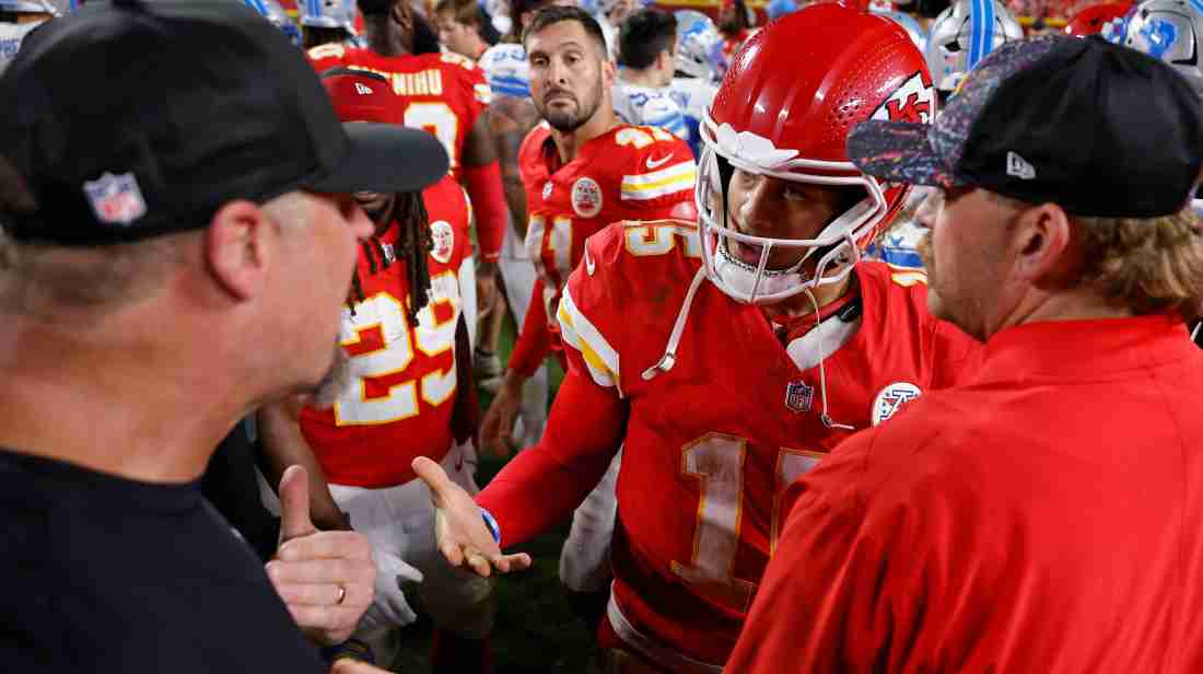 Chiefs' Patrick Mahomes Has 7 Words for Lions on Postgame Slap