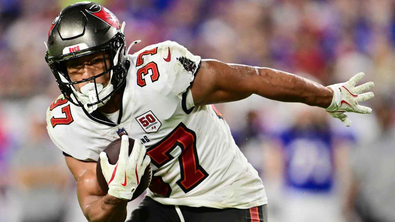 Bucs Bring Back RB Josh Williams Following NFL Drug Suspension