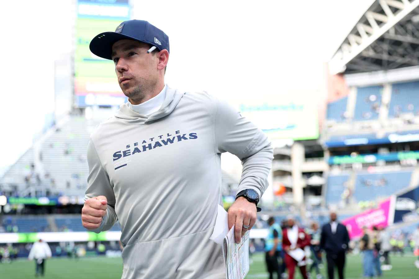 Seahawks OC Turns Heads With Grey Zabel Comment After Injury