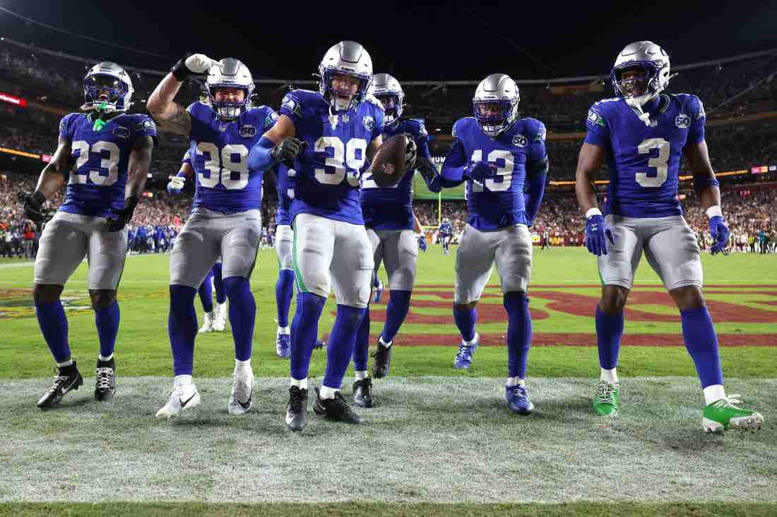 ESPN Picks Jaxon Smith-Njigba to Win Offensive Player of Year