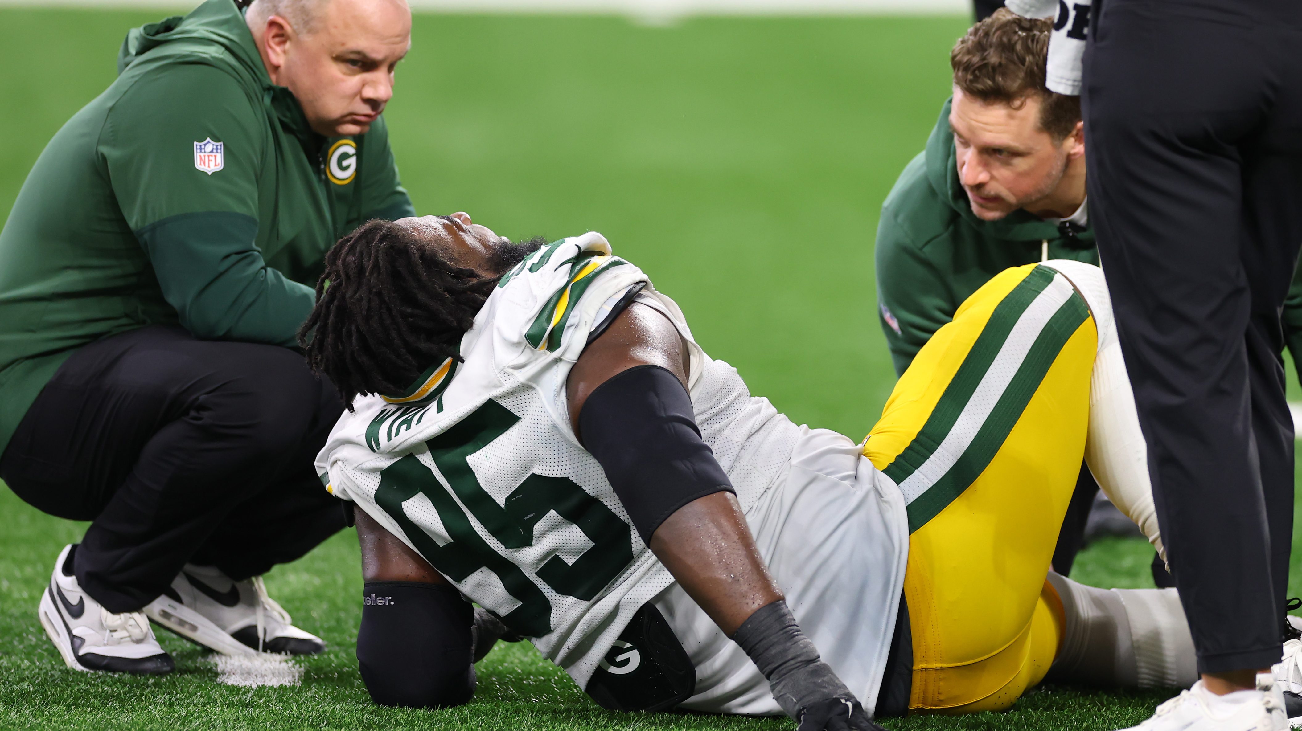 Packers Star Carted off Field With Devastating Ankle Injury - HEAVY