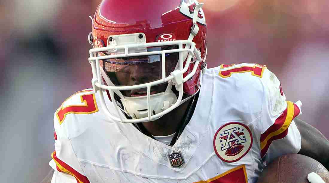 Ex-Chiefs SB Hero Immediately Hits IR After Signing With Rival