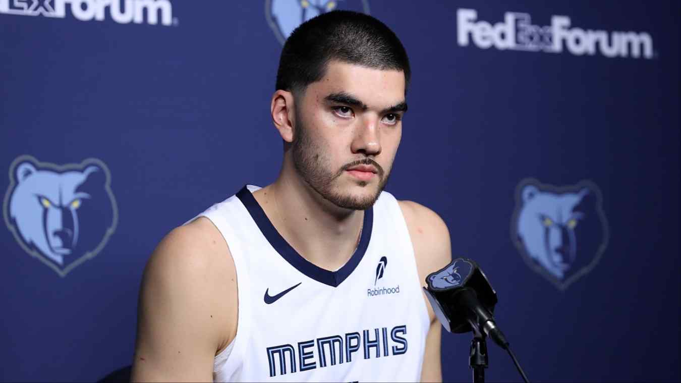Grizzlies Give Promising Update on Zach Edey's Return