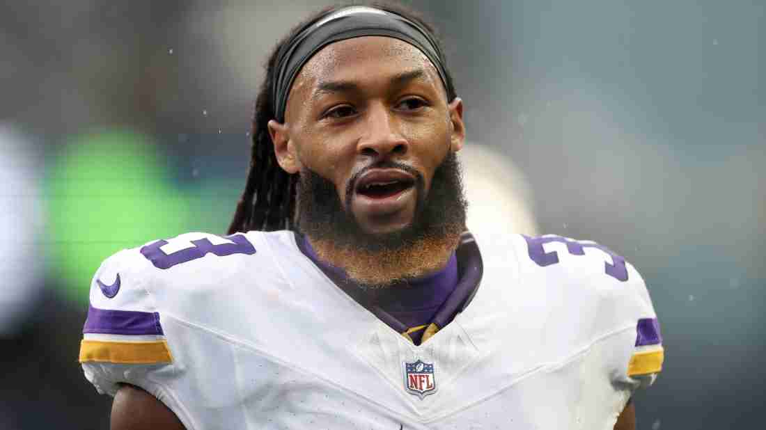 Aaron Jones Sr. Gets Strong Chiefs Message Amid Vikings News