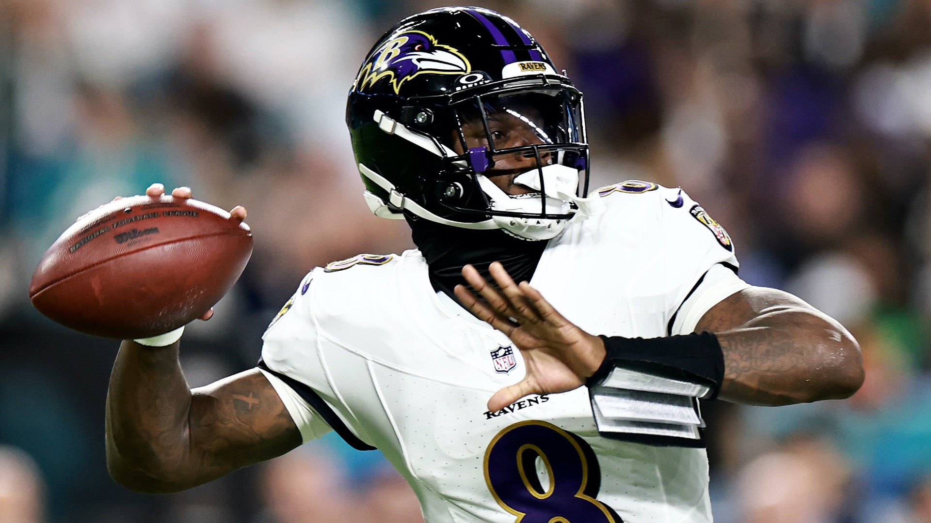 Ravens' Lamar Jackson Draws Strong Message From Vikings