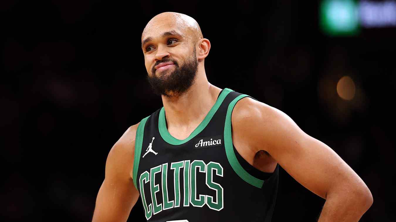 Dwyane Wade Sends Strong Message About Celtics' Derrick White - HEAVY