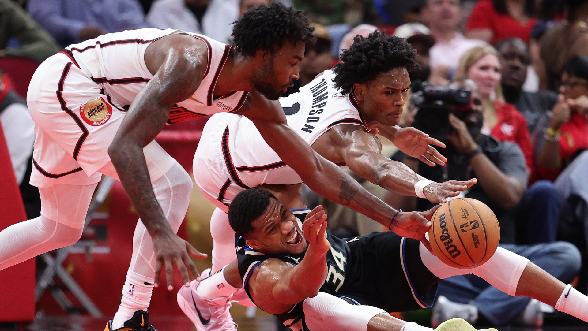 NBA Insider Drops Bombshell on Rockets’ Giannis Trade Pursuit - HEAVY