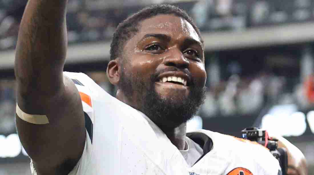 Bears Catch Break After Brutal Update on CB for Browns Game