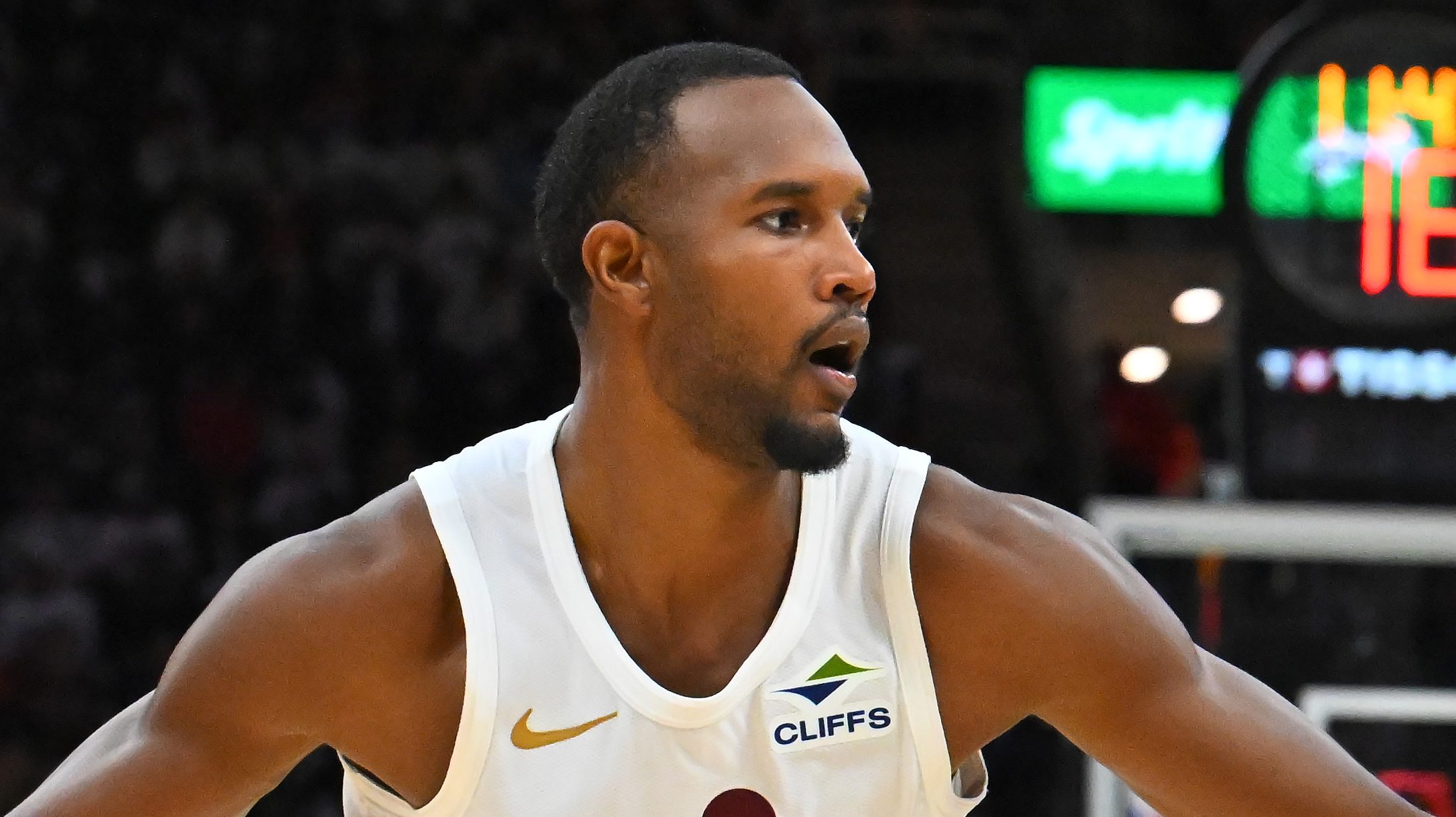 Thunder Linked To $269 Million Ex-Defensive Player of the Year