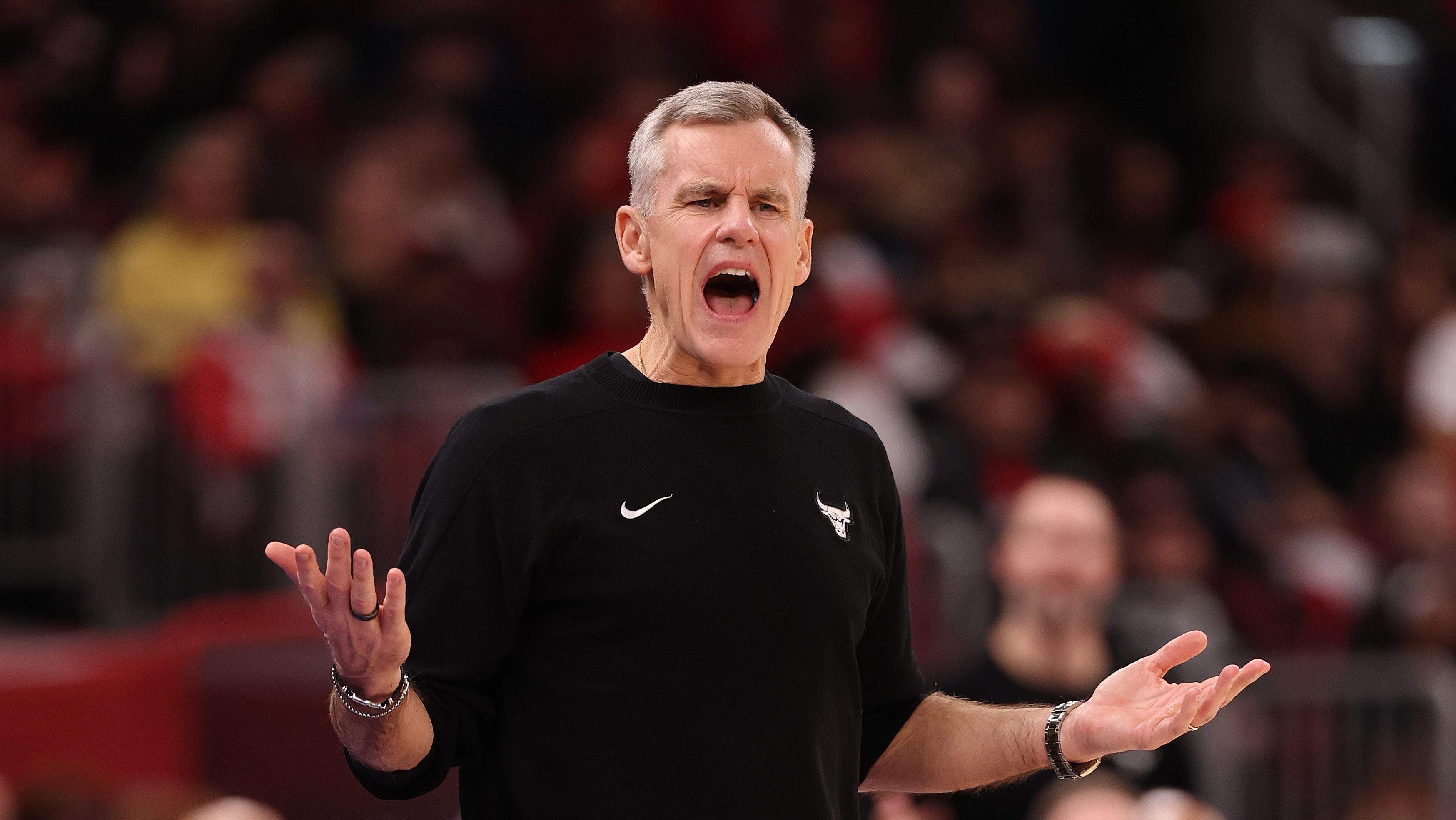 Bulls Star Dealing With Uncertain Status After Injury vs Thunder