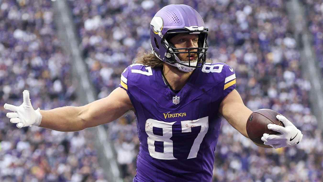 Broncos Urged to Trade for 6-5, 248-LB Vikings TE T.J. Hockenson