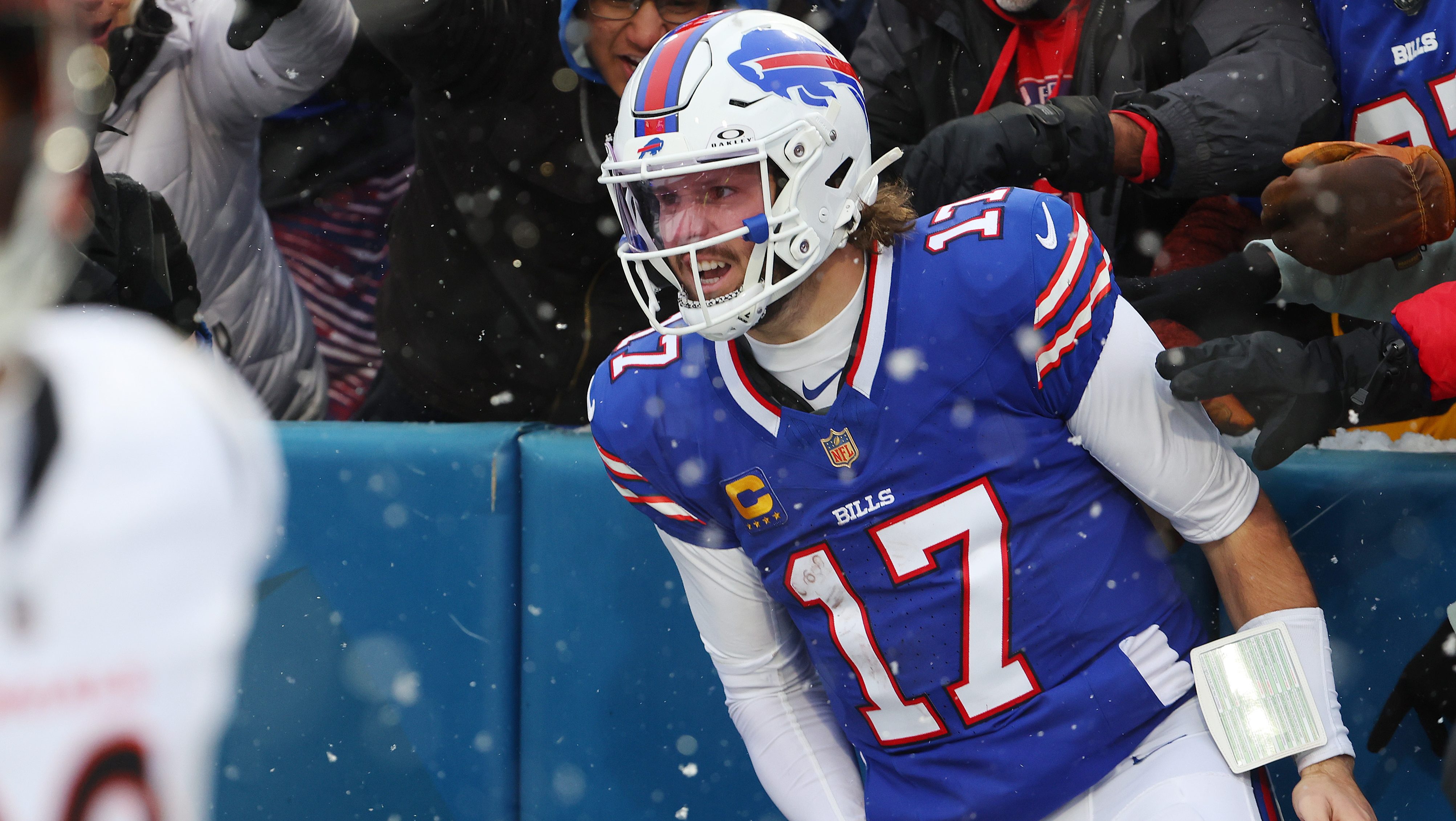 Bills Get Key Update on Josh Allen After Injury Scare
