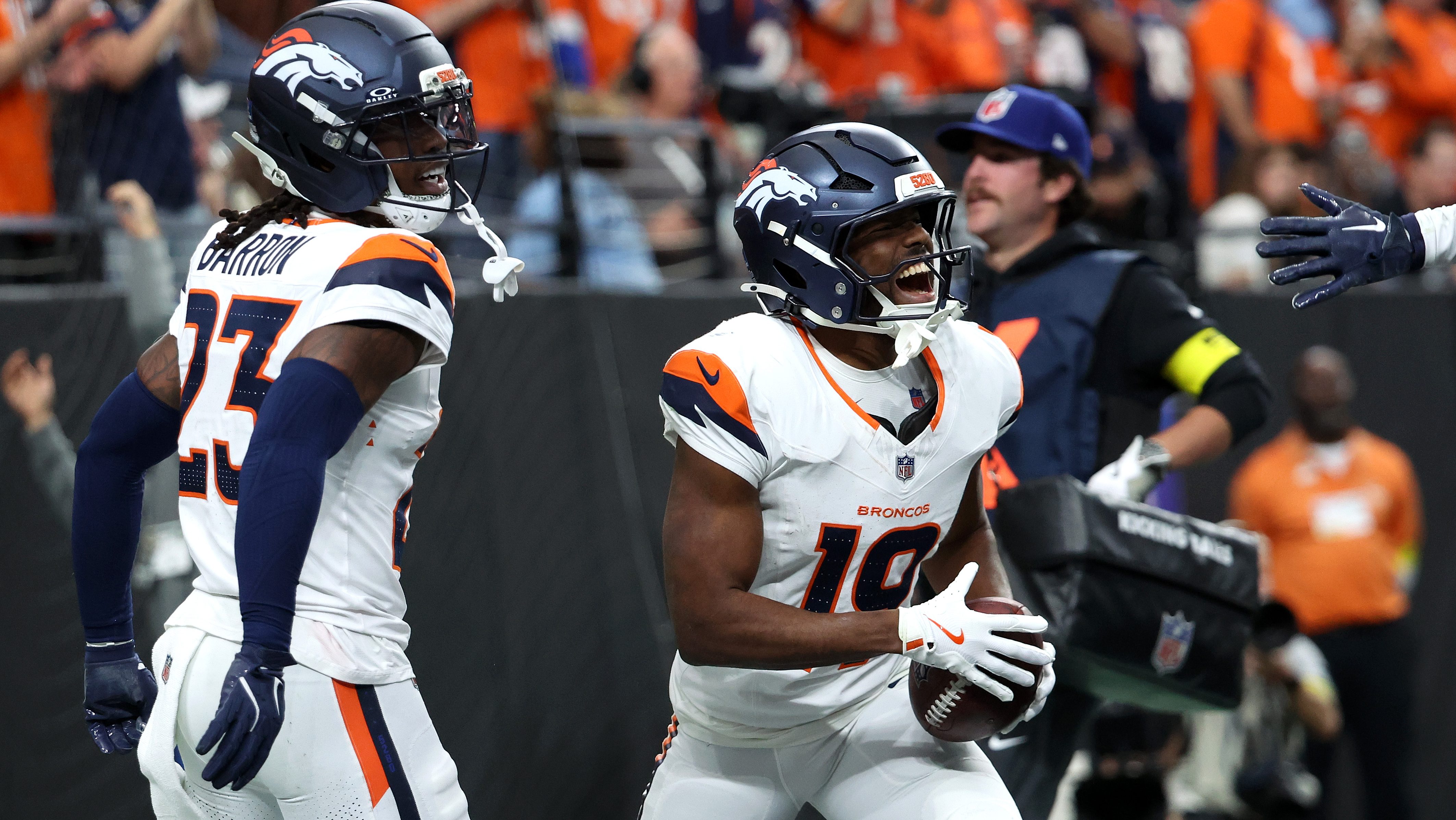 'Mile High Marv' Thrills Broncos With Punt Return TD in Week 14