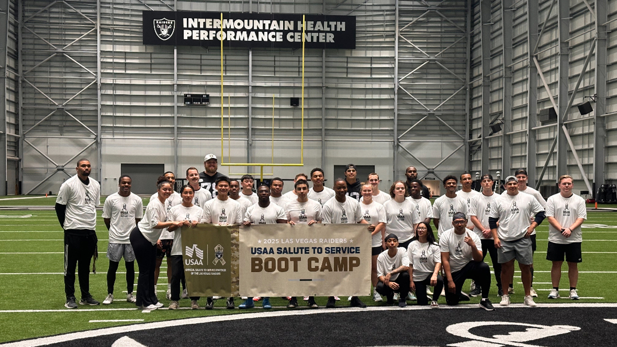 Darren McFadden Reunites With Raiders to Help With USAA’s Salute to ...