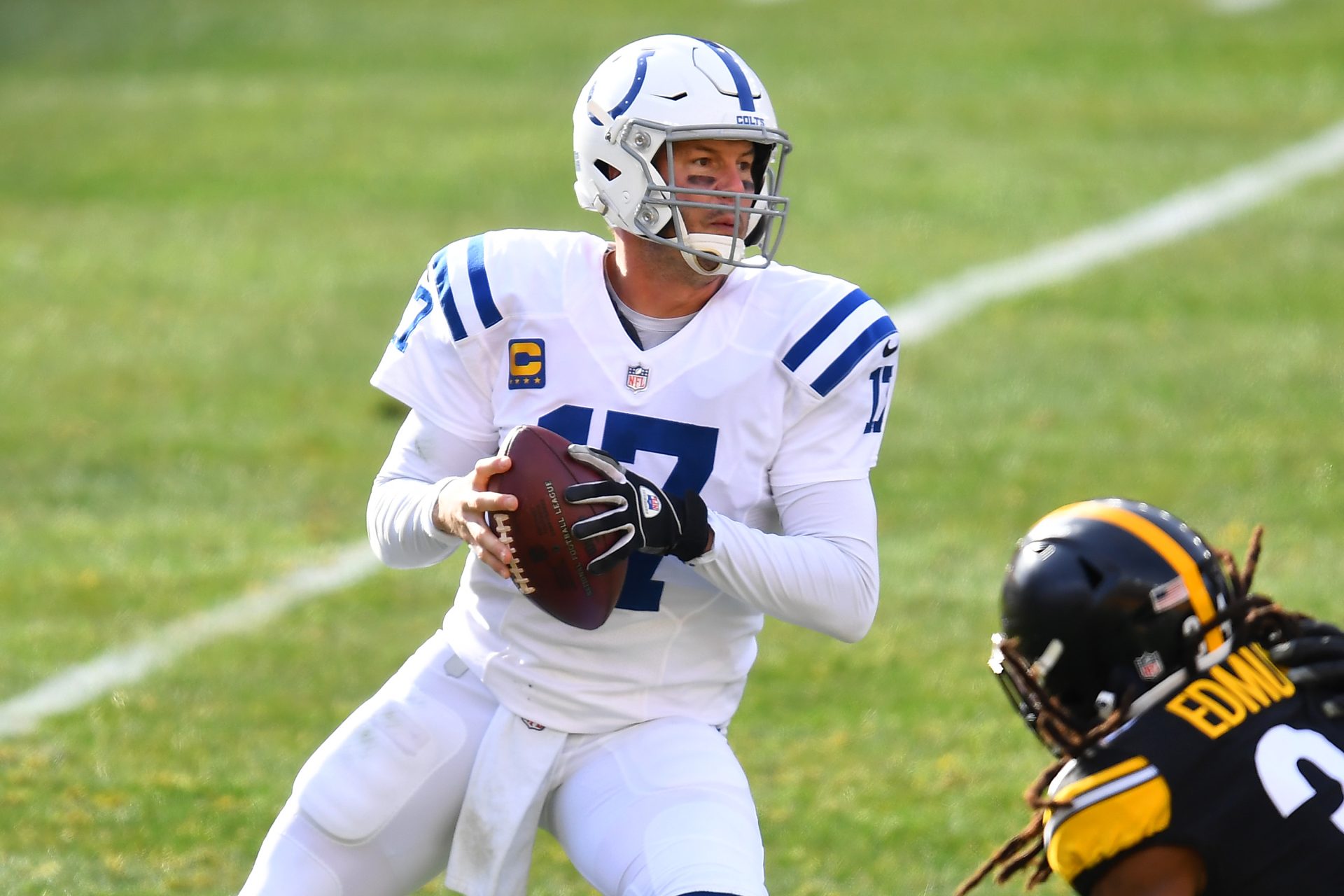 Indianapolis Colts Delay Quarterback's Entry to Hall of Fame - Heavy Sports