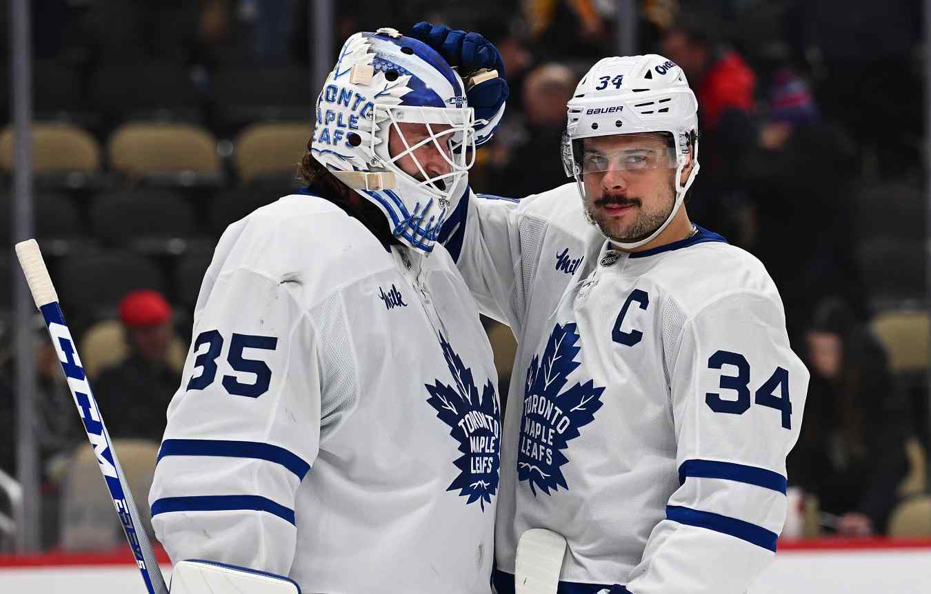 Maple Leafs Blank Lightning, Close in on Playoff Spot - Heavy Sports