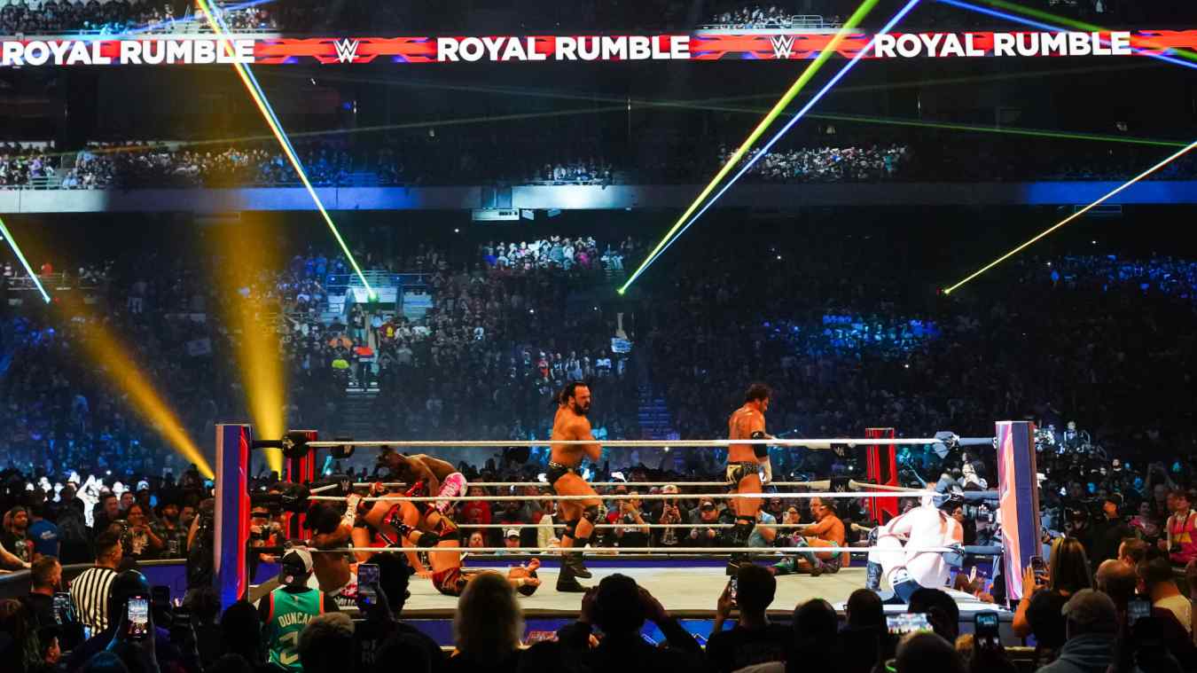 Dan Severn Almost Broke WWE's 1999 Royal Rumble Script - HEAVY