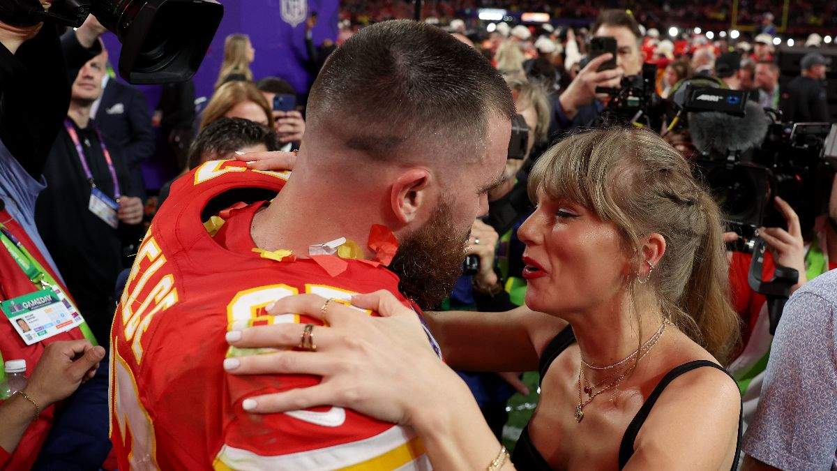 Broadcaster Under Fire for Taylor Swift and Travis Kelce Comments ...