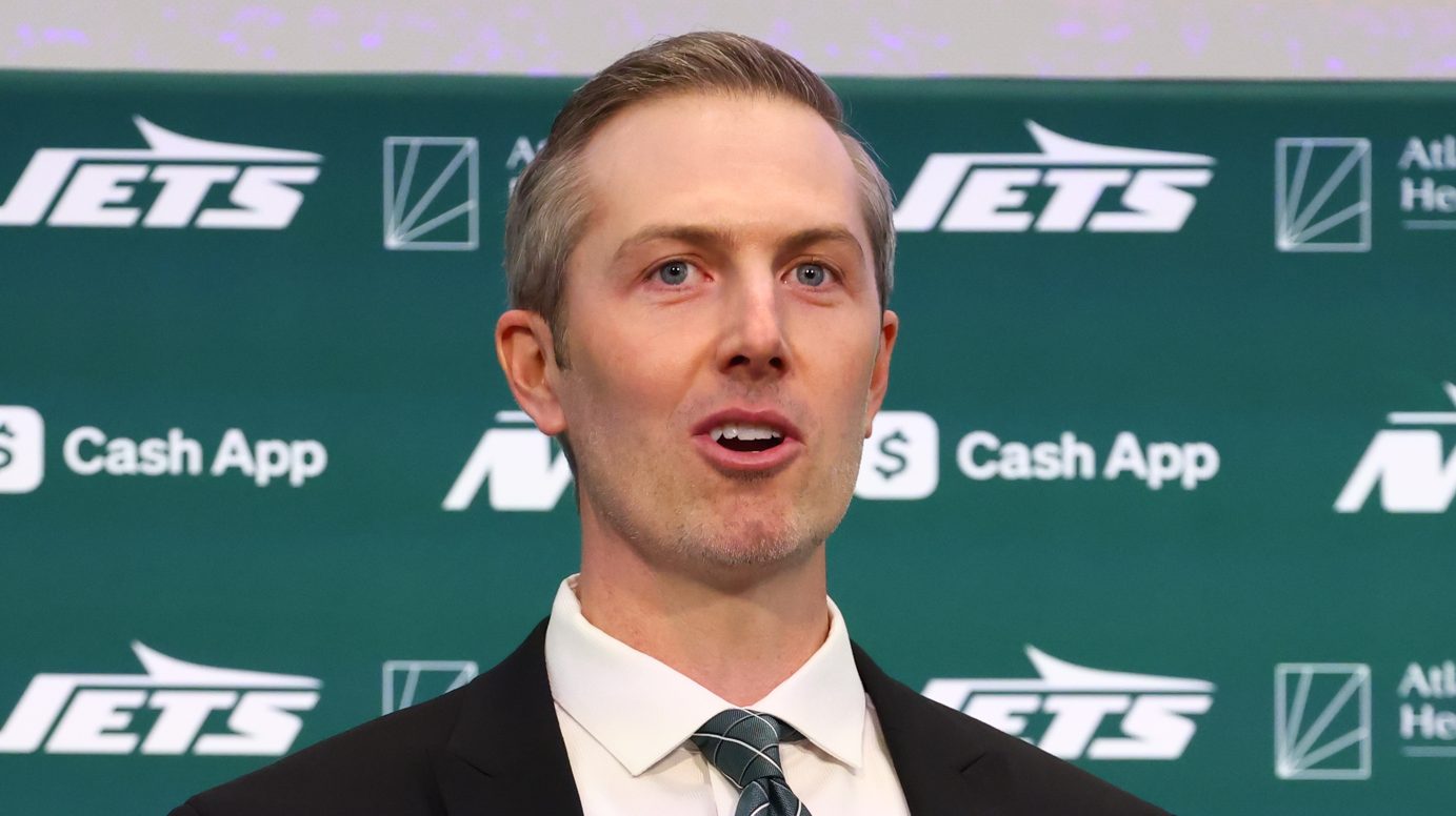 Jets Trade Idea Lands DPOY Winner, Move Back in First Round