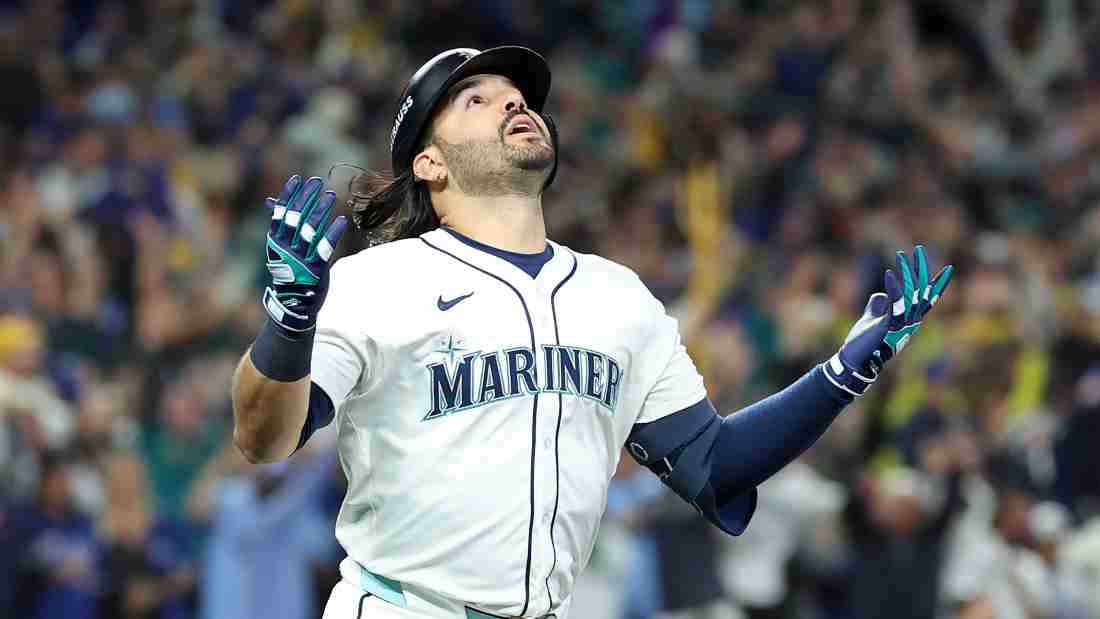 Eugenio Suárez Signs $15 Million Contract With Cincinnati Reds In ...