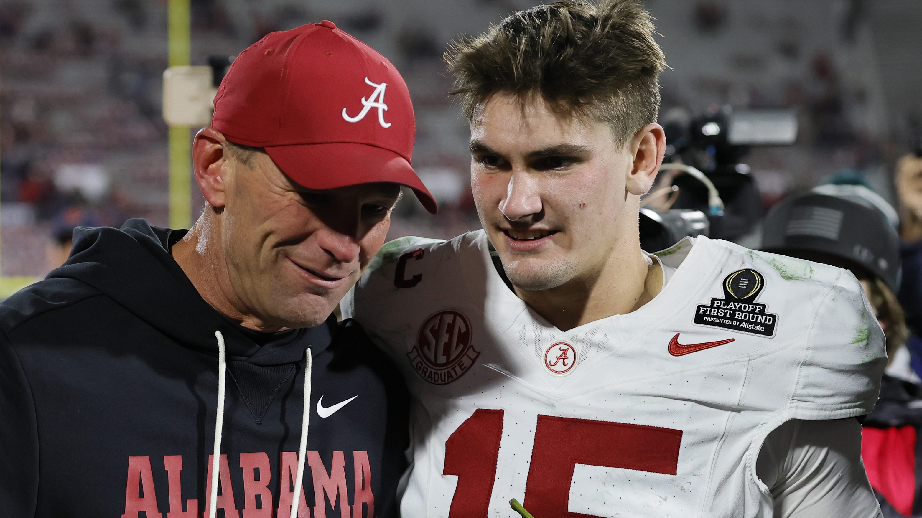 Ty Simpson NFL Draft Prediction Has Alabama QB Replace Struggling Star