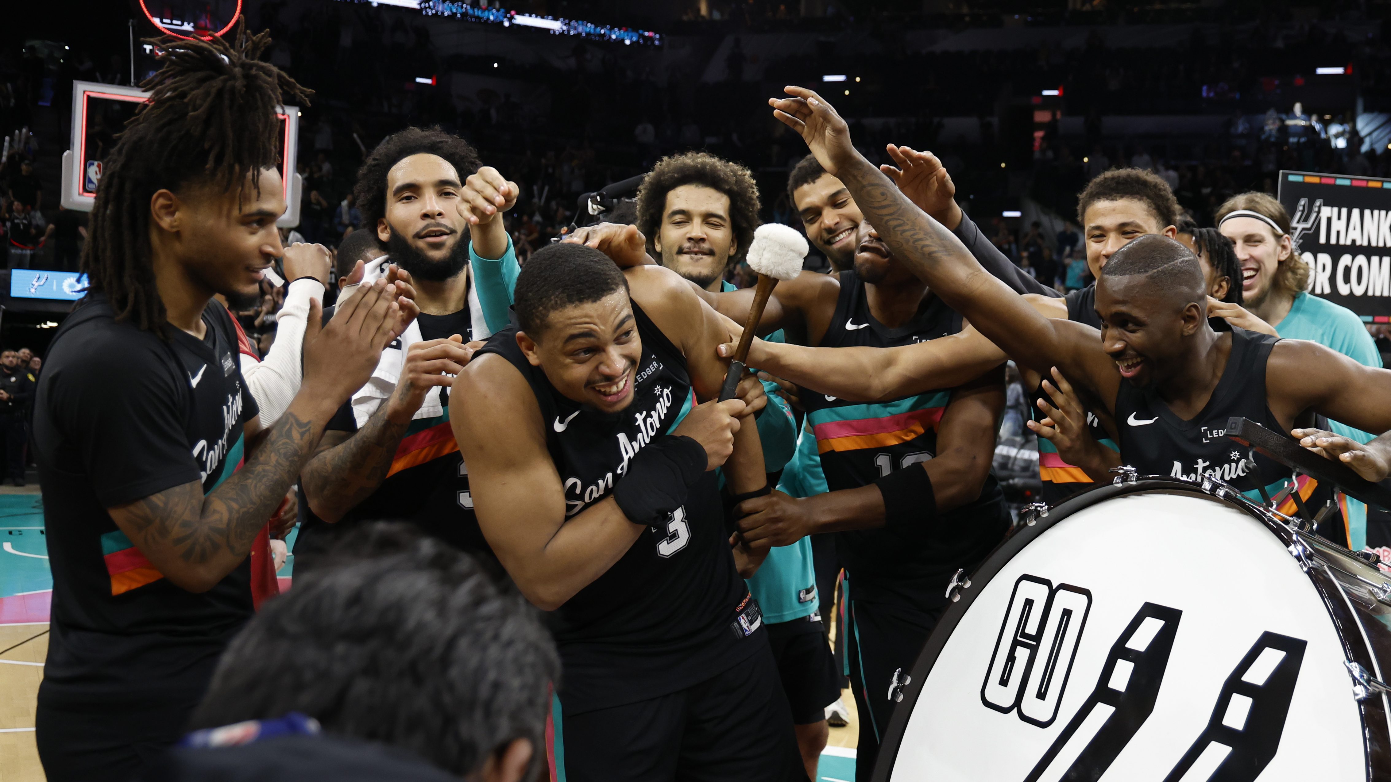 Spurs Forward Making Compelling Sixth Man of the Year Case