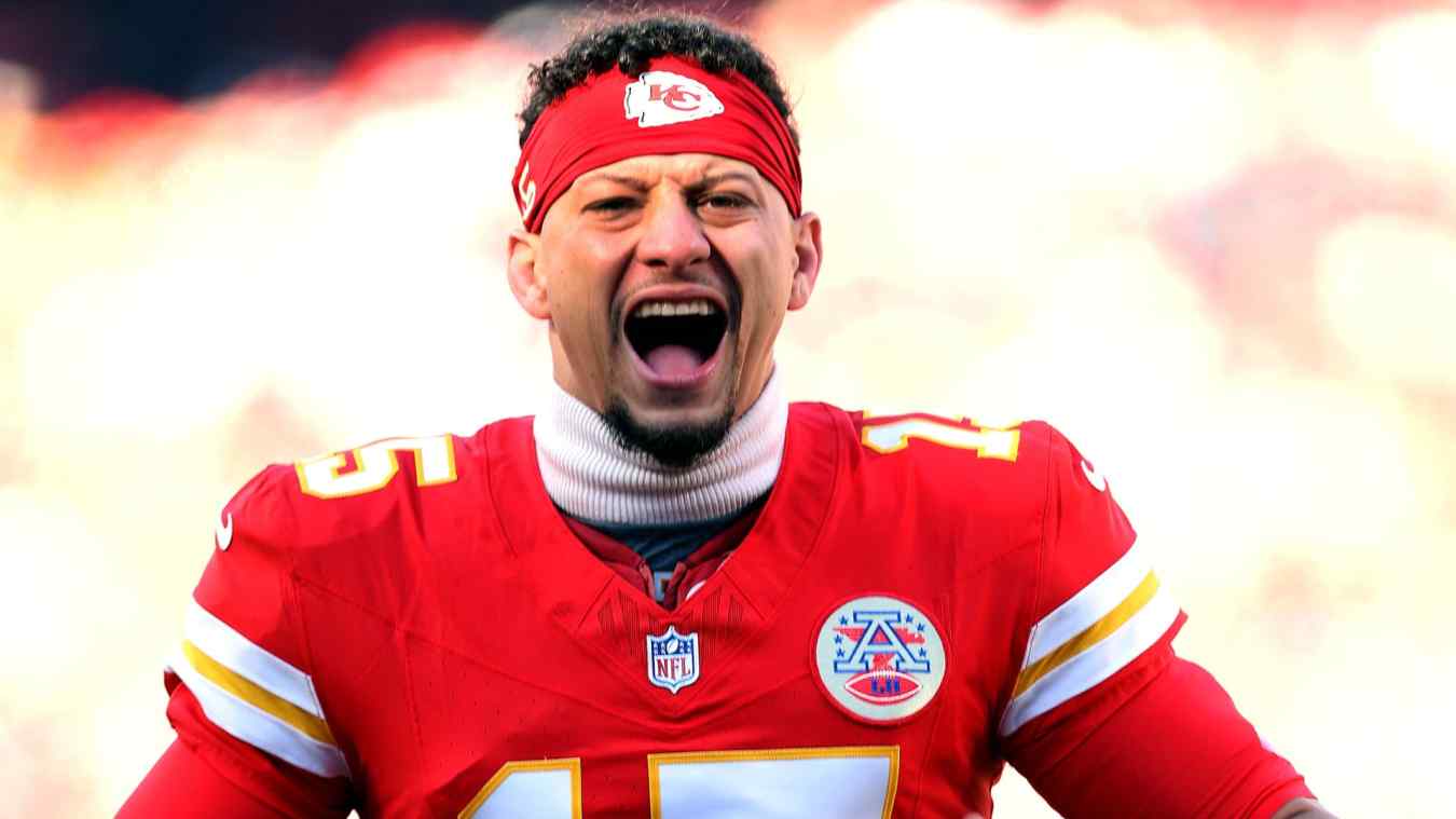 Patrick Mahomes’ Trainer Puts NFL on Notice During QB’s Injury Recovery