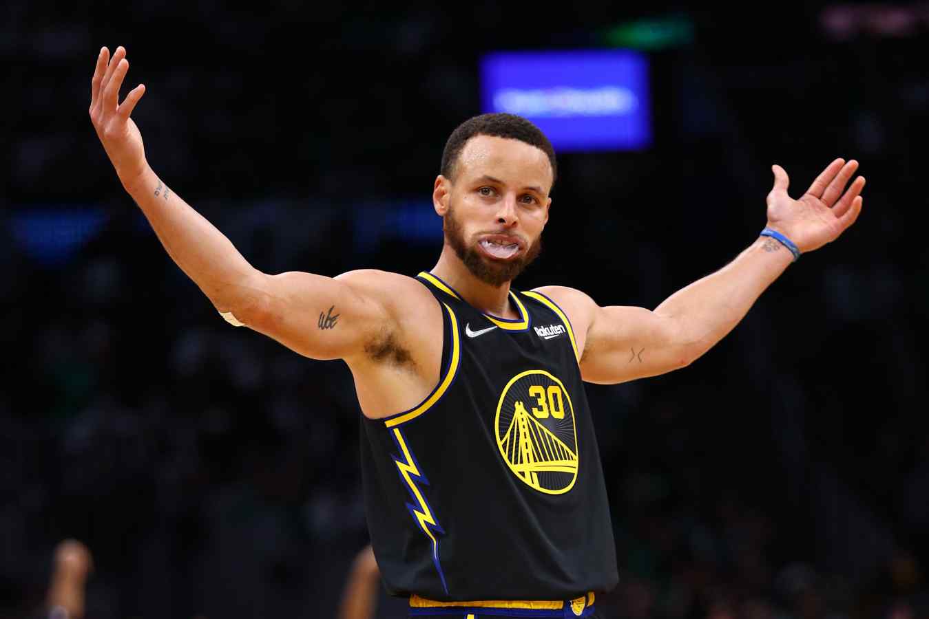 Warriors Linked to 2-Time Finals MVP as Curry Window Narrows - HEAVY