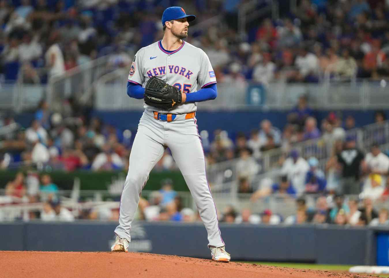 Mets SP Clay Holmes Sends Honest Message on Starting Rotation Before ...
