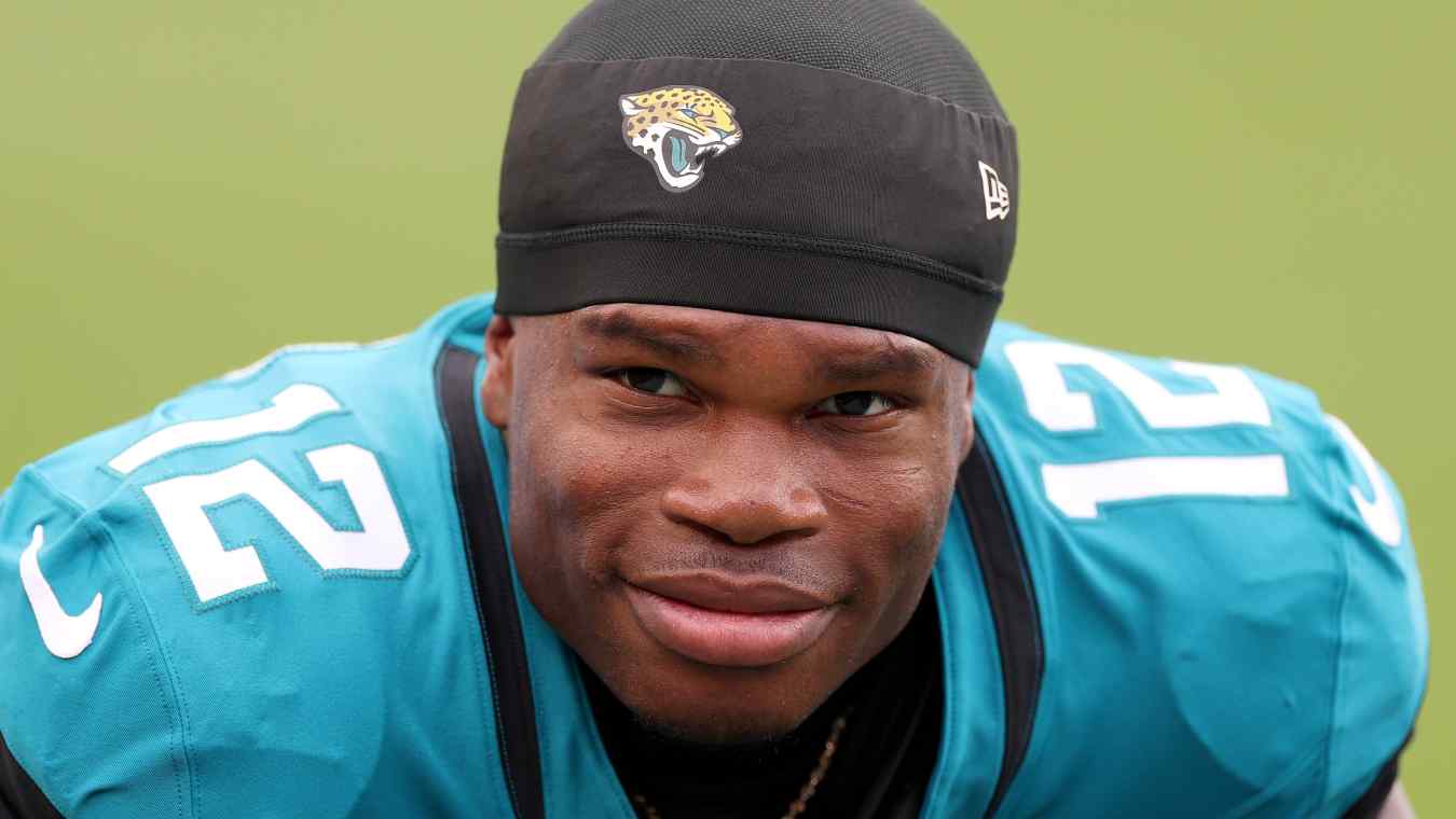 Jaguars DE Weighs Travis Hunter’s Impact Ahead of 2026 Return