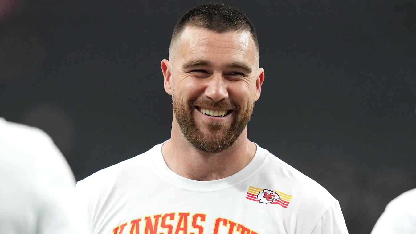 Photo of Travis Kelce's Boys Night Out Turns Heads